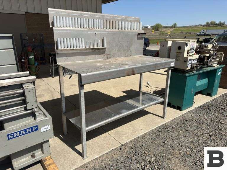 Steel Work Bench - Booker Auction Company