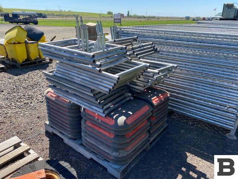 Big-Foot Oxstand Temporay Fence Weight - Booker Auction Company