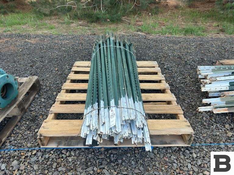 6' T Posts - Booker Auction Company