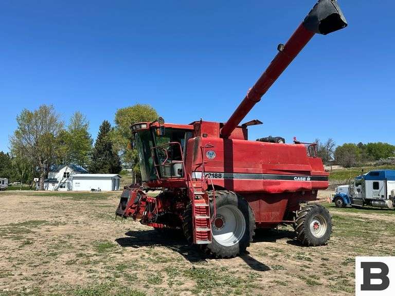 1997 Case IH 2188 Combine - Echo, OR - Booker Auction Company