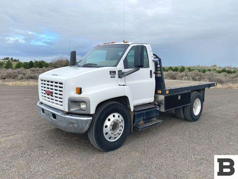 2006 GMC C6500 Flatbed Truck - Booker Auction Company
