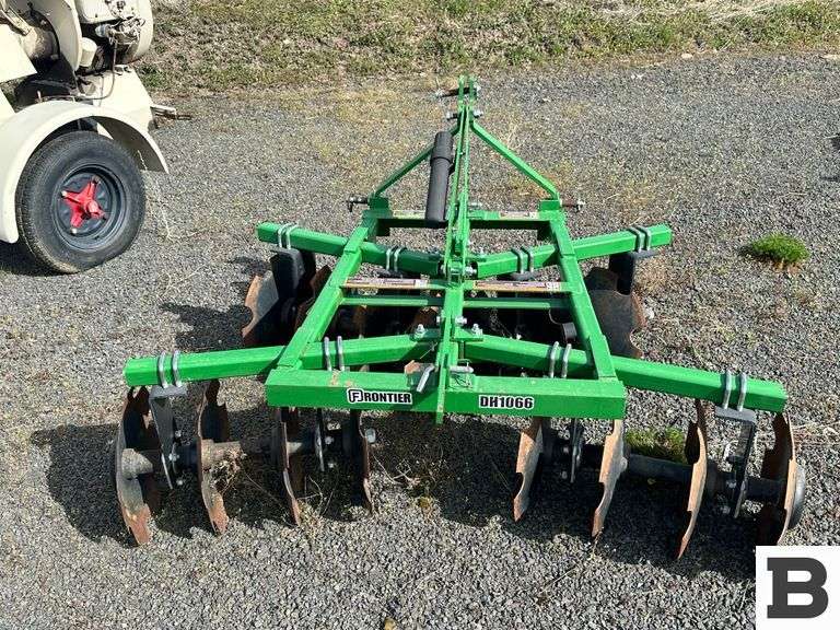 Frontier DH1066 Tandem Disc - Pullman, WA - Booker Auction Company