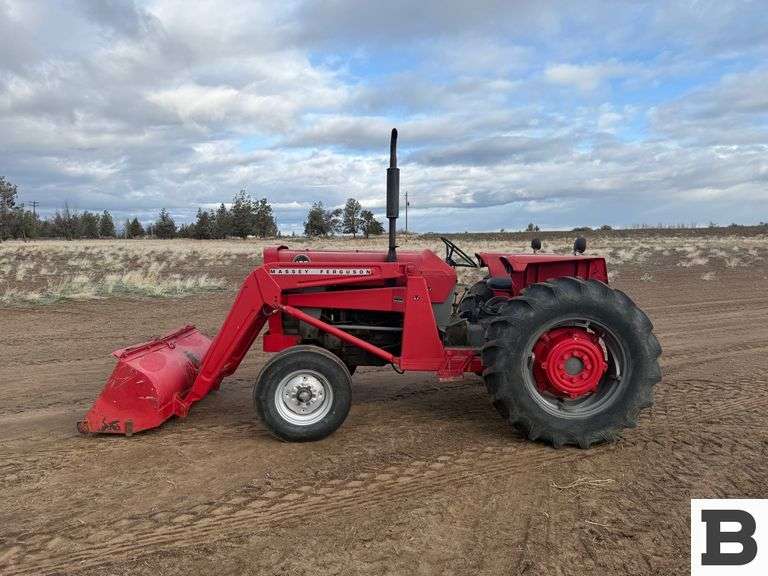 Massey Ferguson 165 Tractor- Bend, OR - Booker Auction Company