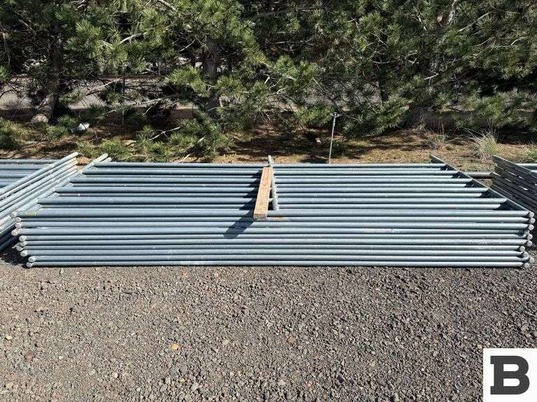 Noble 12' 6 Row Galvanized Panels - Booker Auction Company