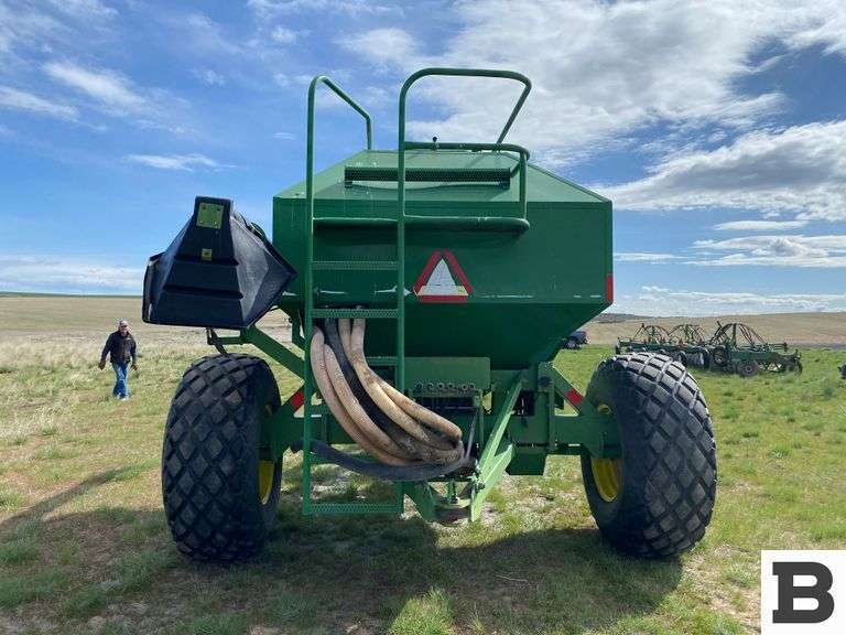 John Deere 787 Air Cart - Marlin, WA - Booker Auction Company