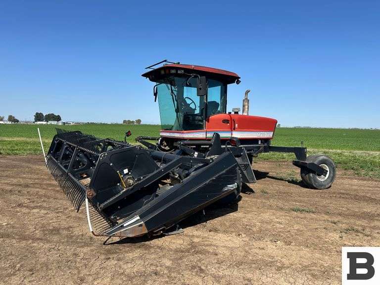 2001 Macdon 9350 Swather - Warden, WA - Booker Auction Company