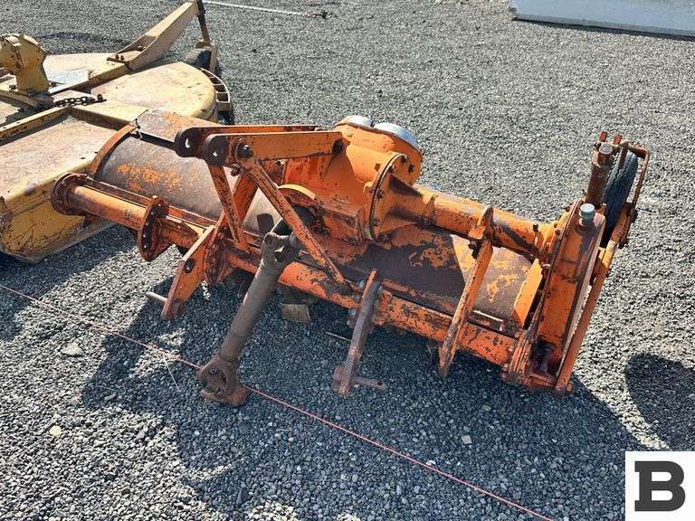 Howard Selectatilth 5' Rototiller - Booker Auction Company