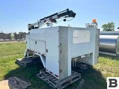 Utility Service Box - Warden, WA - Booker Auction Company