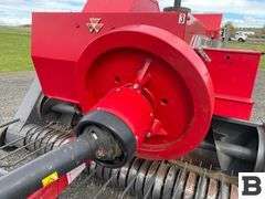 Massey Ferguson 1841 Hesston Baler - Booker Auction Company