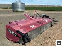 2013 MacDon R85 Rotary Disc Header-Madras, OR - Booker Auction Company