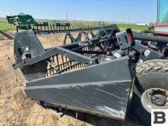 2001 Macdon 9350 Swather - Warden, WA - Booker Auction Company