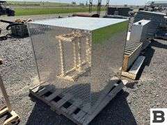 Diamond Plate Storage Box - Booker Auction Company