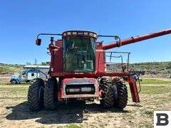 1997 Case IH 2188 Combine - Echo, OR - Booker Auction Company