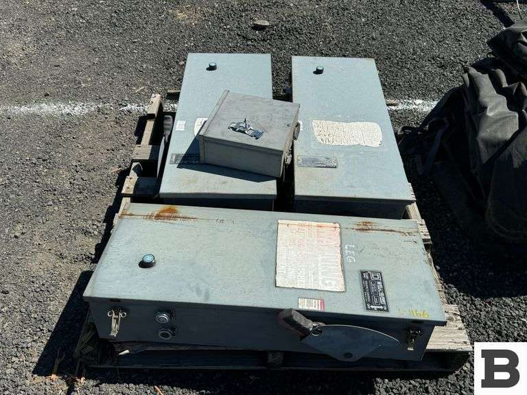 Electrical Power Boxes - Booker Auction Company