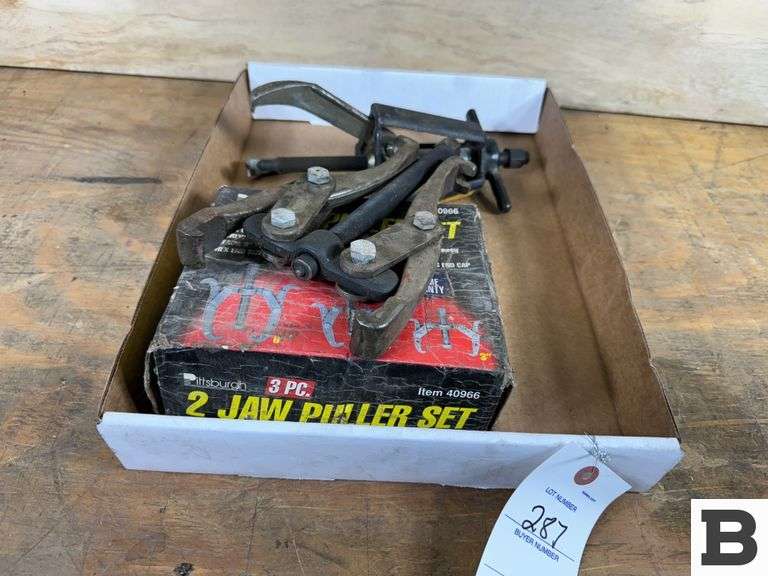 Pittsburgh 2 Jaw Puller Set - Booker Auction Company