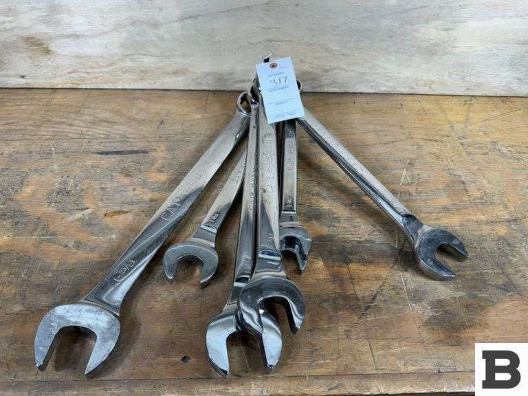 Cat 8H 7 Piece End Wrenches - Booker Auction Company