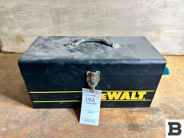 Dewalt DW677K Planer - Booker Auction Company
