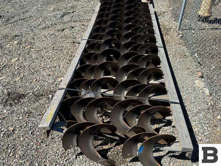 Auger Flighting - Booker Auction Company