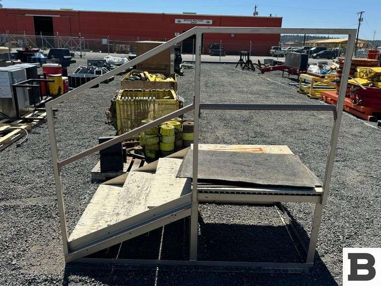 Custom Platform Steps - Booker Auction Company