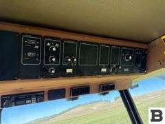 Gleaner R70 Combine - Enterprise, OR - Booker Auction Company