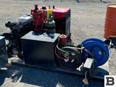 Custom Mobile Service Skid - Booker Auction Company