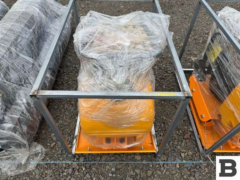 HOC C90T Plate Tamper Compactor - Booker Auction Company