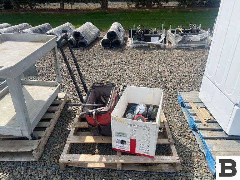 Bosch Saw, Porter Cable 1001-T2 Router, Worm Drive Construction Saw ...