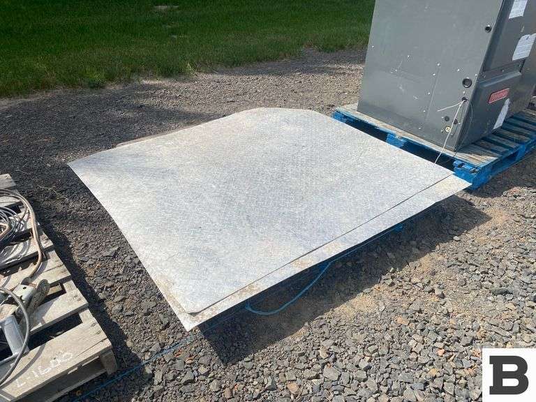 Diamond Plates - Booker Auction Company