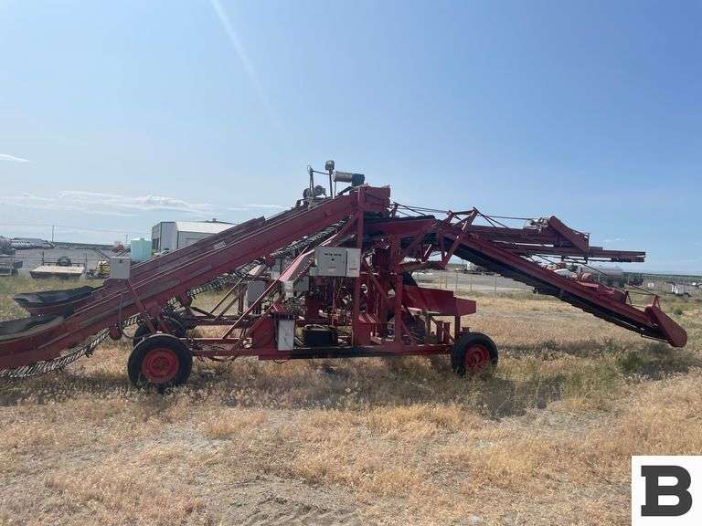 Spudnik Piler - Boardman, OR - Booker Auction Company