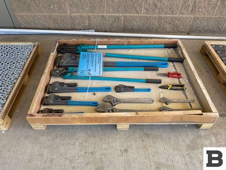 Shop Tool Set - Booker Auction Company