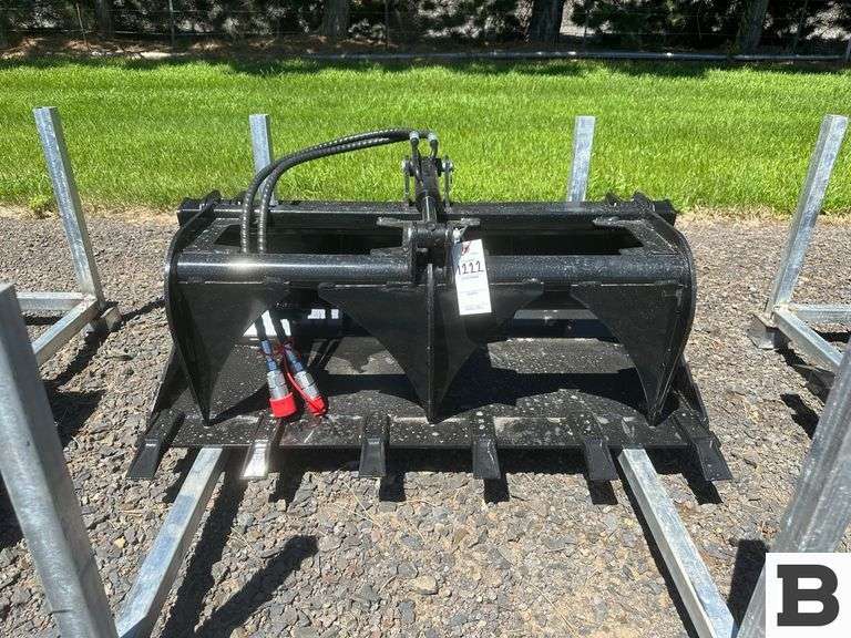 Mini Grab Bucket Attachment - Booker Auction Company