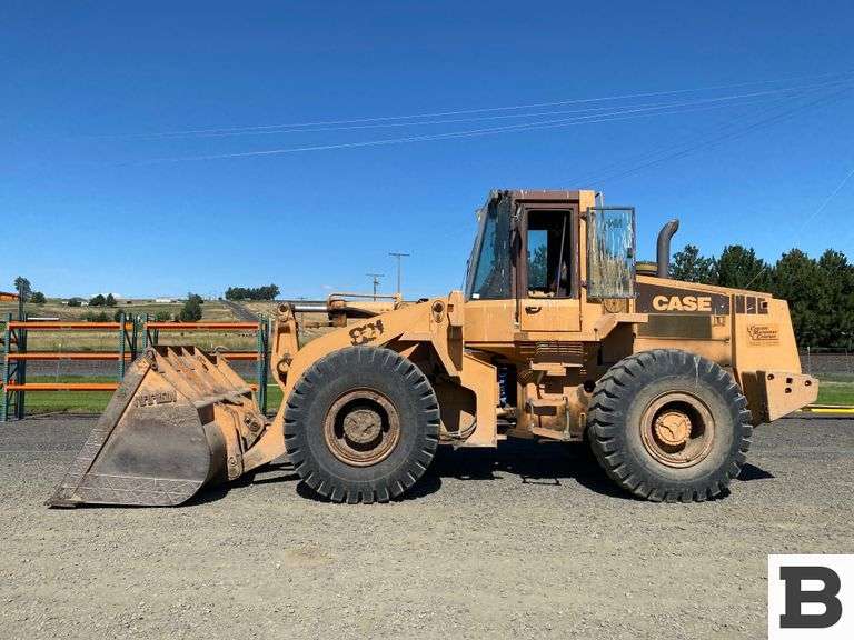 Case 821 Wheel Loader - Updated - Booker Auction Company