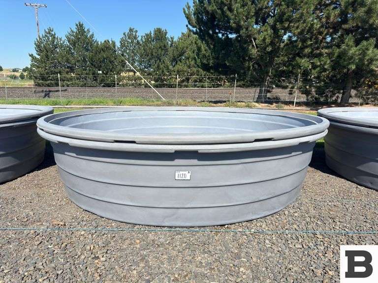 Hastings 10' Round Water Troughs - Booker Auction Company