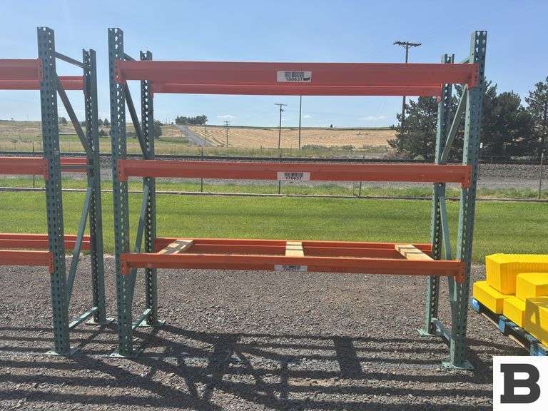 90" Single Section Pallet Racking - Booker Auction Company