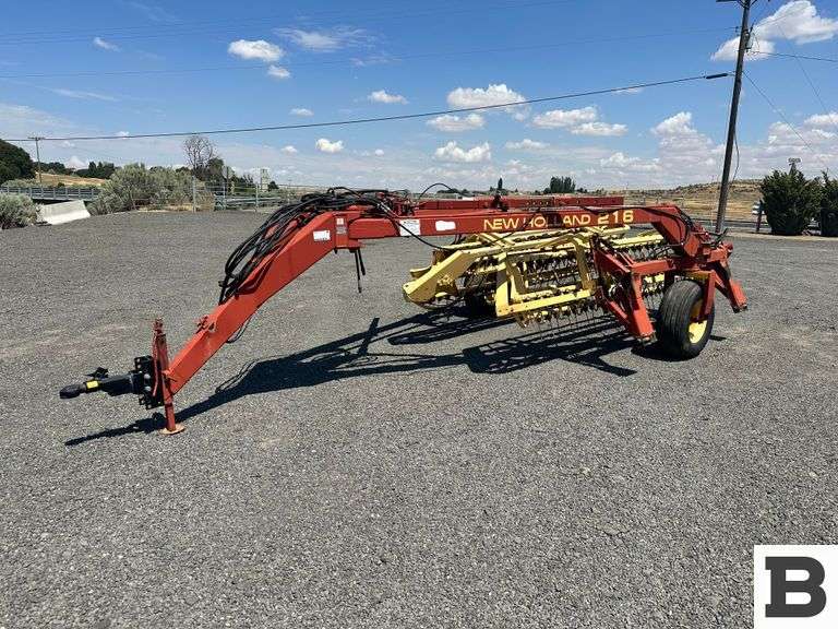 New Holland 216 Rake - Booker Auction Company