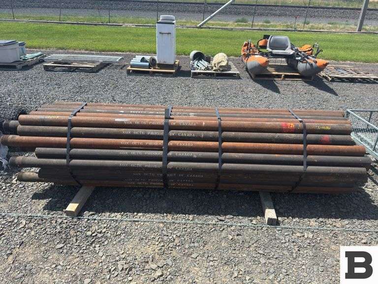 Oil Field Pipe 2 7/8"x91" - Booker Auction Company