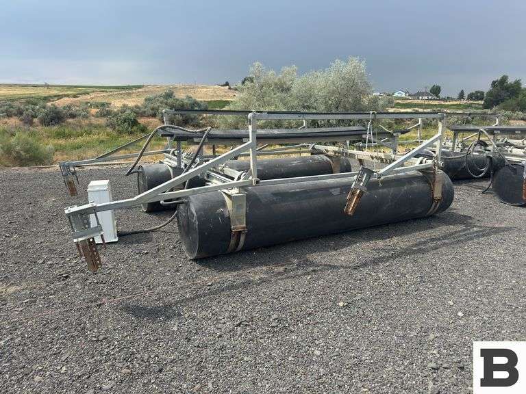 Poly Lift Boat Lift With Blower Unit - Booker Auction Company