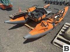 Colorado XT Pontoon Raft w/ Oars - Booker Auction Company