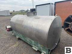 650 Gallon Stainless Steel Tank - Booker Auction Company