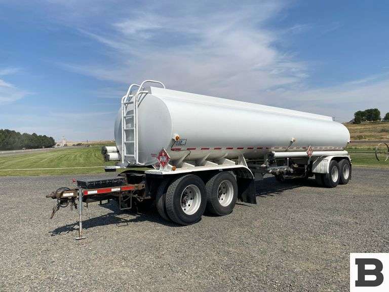 1990 Beall Trans-Liner BATT-80-3 Tank Trailer - Booker Auction Company
