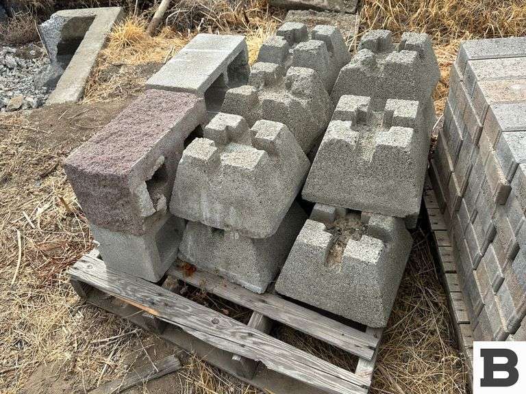 Concrete Pier Blocks - Booker Auction Company