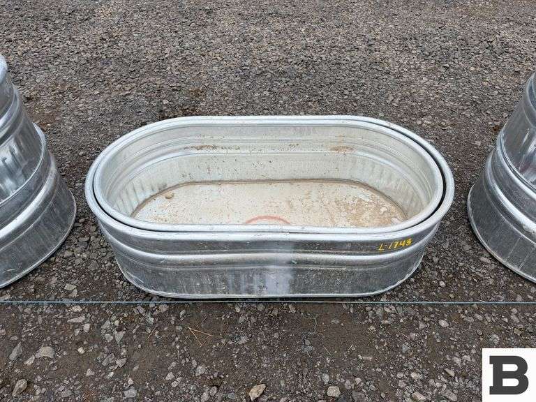 Behlen Country Galvanized Round End Stock Tanks - Factory Defect ...