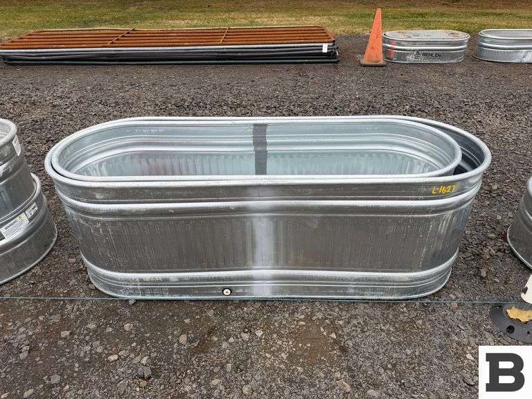Behlen Country Galvanized Round End Stock Tanks - Factory Defect ...