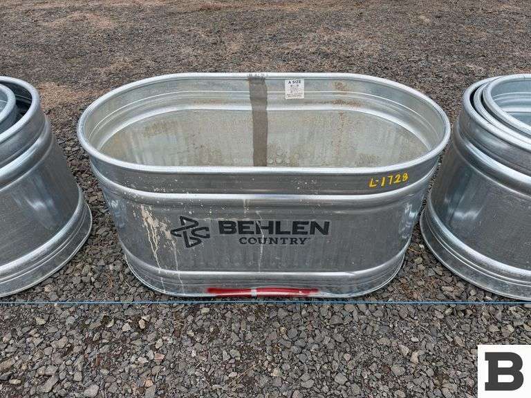 Behlen Country Galvanized Round End Stock Tank - Factory Defect/Damaged ...