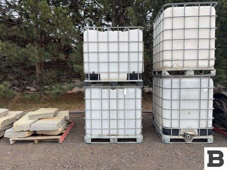 275 Gallon Plastic Shuttle Totes - Booker Auction Company
