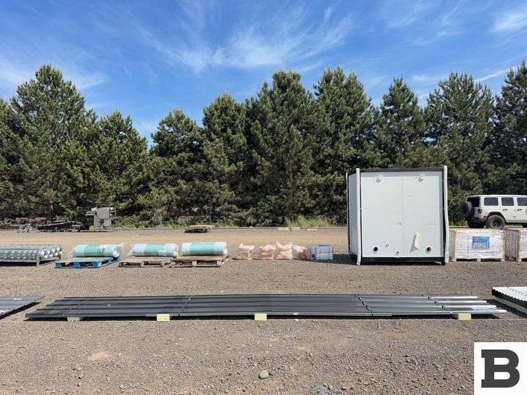 19.69’x3’ Black Metal Roof Panels - Booker Auction Company