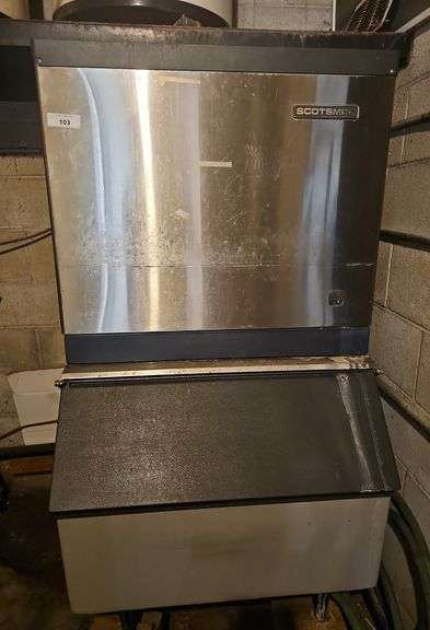 SCOTSMAN Ice Machine - Business Liquidation Auction