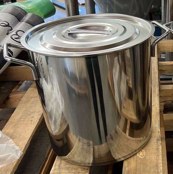 New 20qt Stock Pot - Business Liquidation Auction