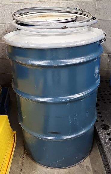 (2) 52 Gallon Drums with Extra Rings and Lids - Business Liquidation ...