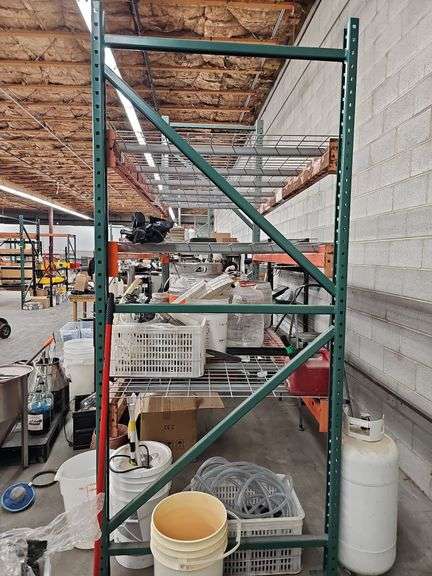 3 Shelf Pallet Racking with Wire Shelf Covers 102"×42"×8' (Items on and ...